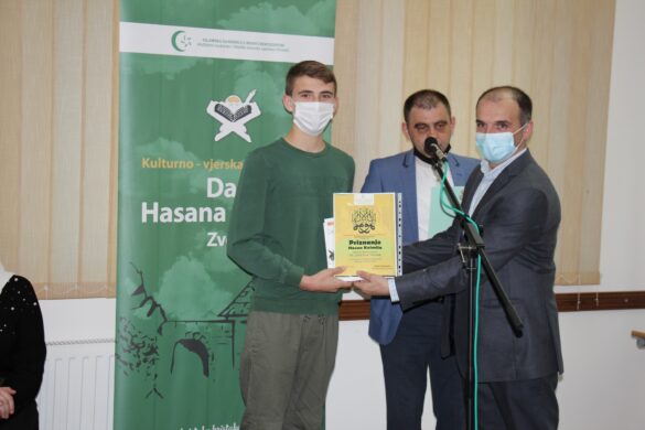 Manifestacija "Dani Hasana Kaimije": Nagrade Salih-ef. Smajloviću i Hadžemu Hajdareviću ...