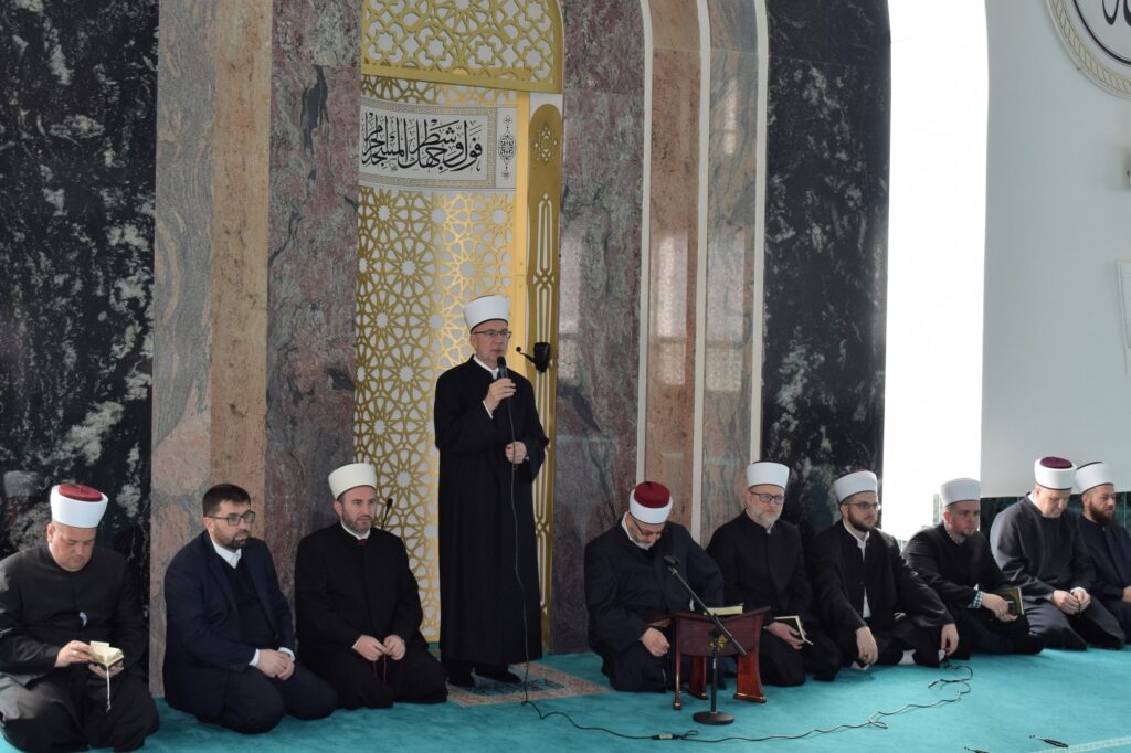 Prva teravija i hafiska mukabela u Tuzli - Muftijstvo tuzlansko